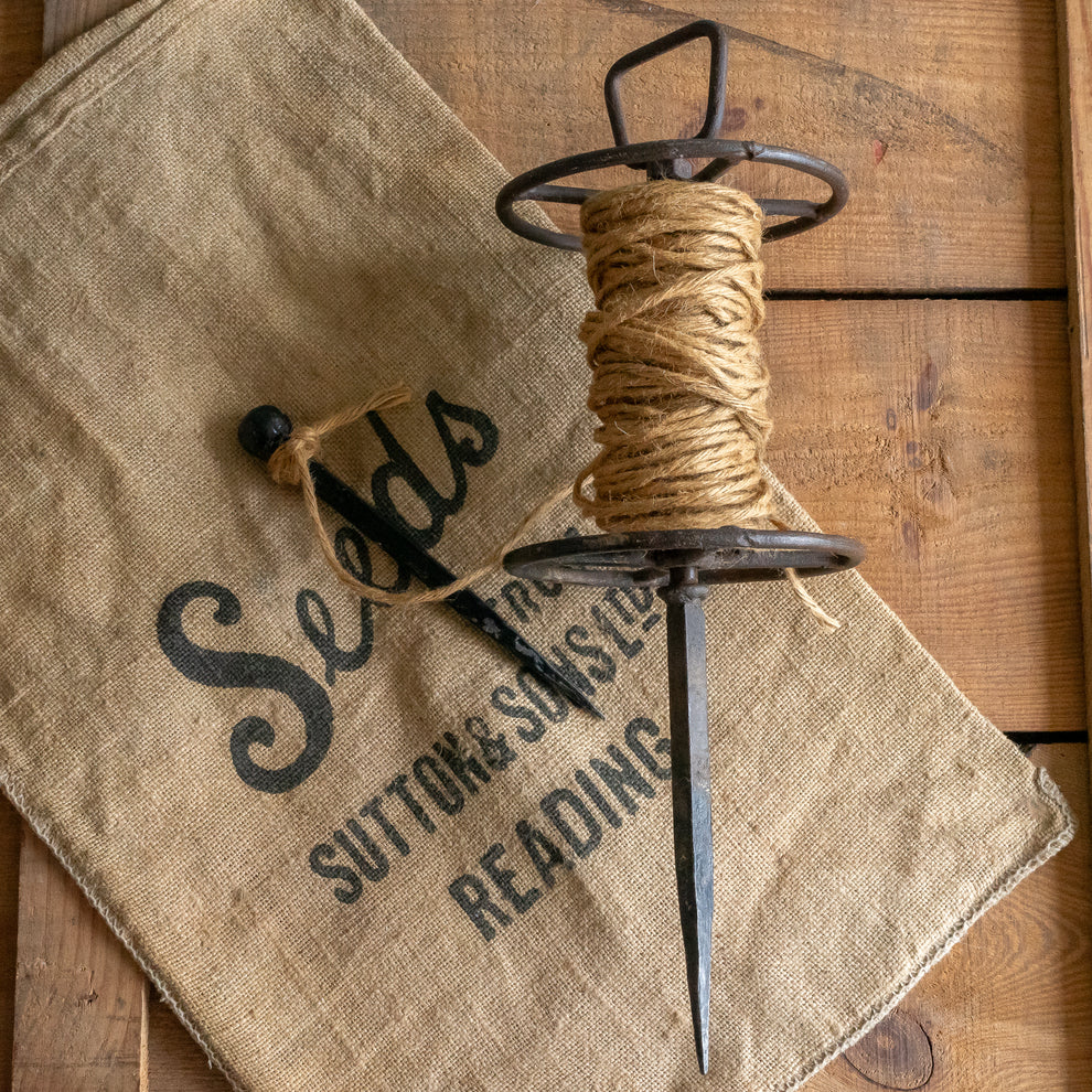 Rustic Metal Garden Line – Goose Home and Garden