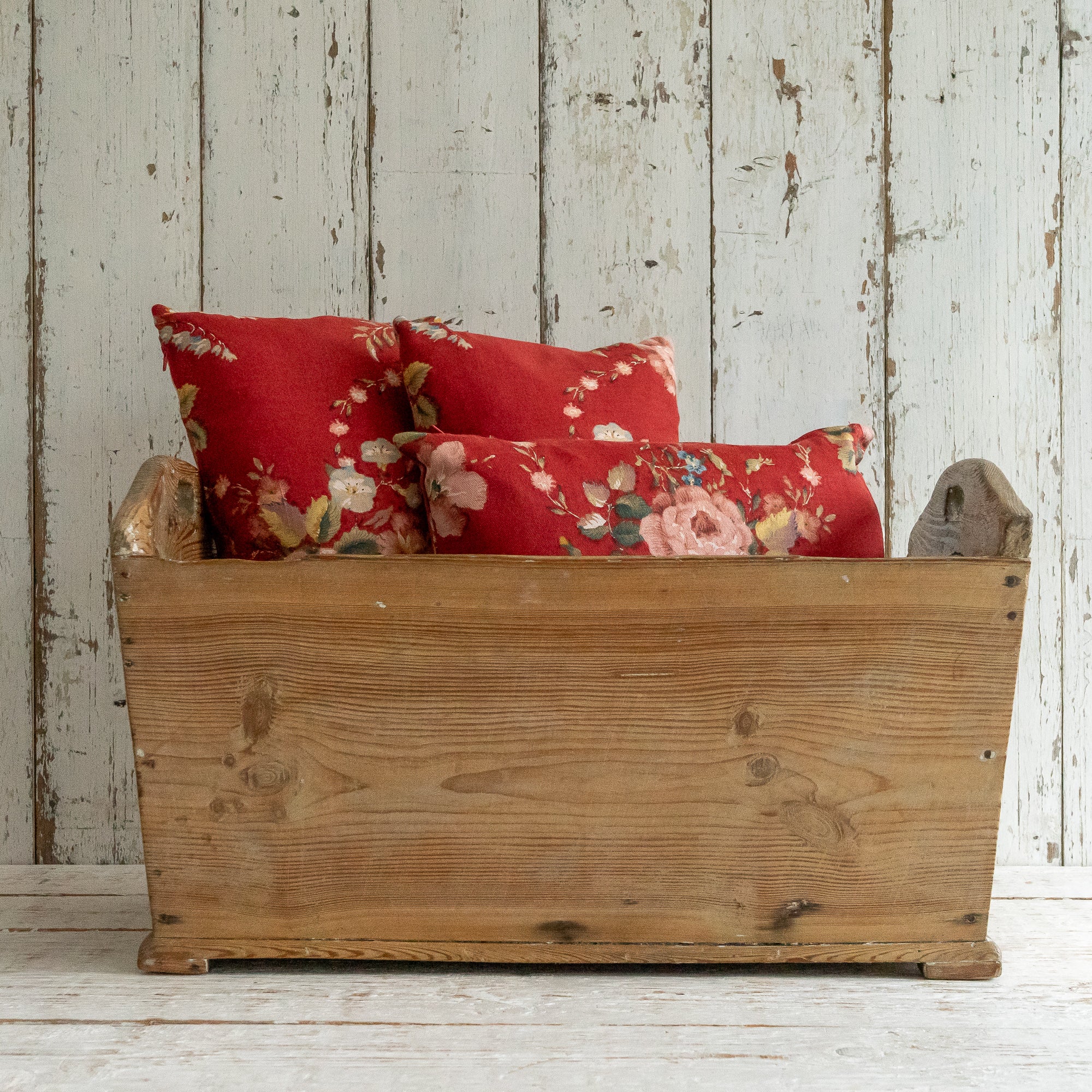 Rustic Pine Trough – Goose Home and Garden